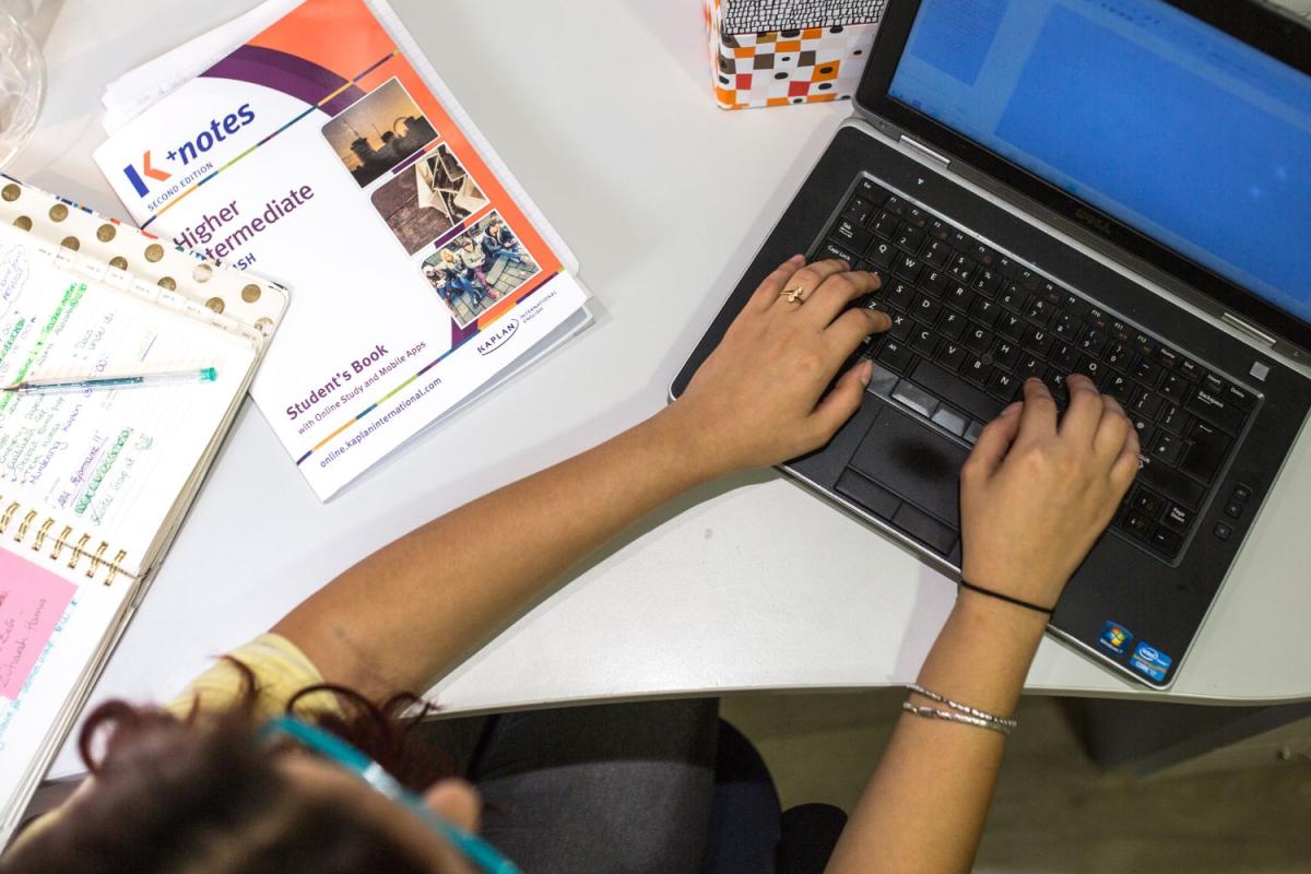 Kaplan Online English School | Kaplan International